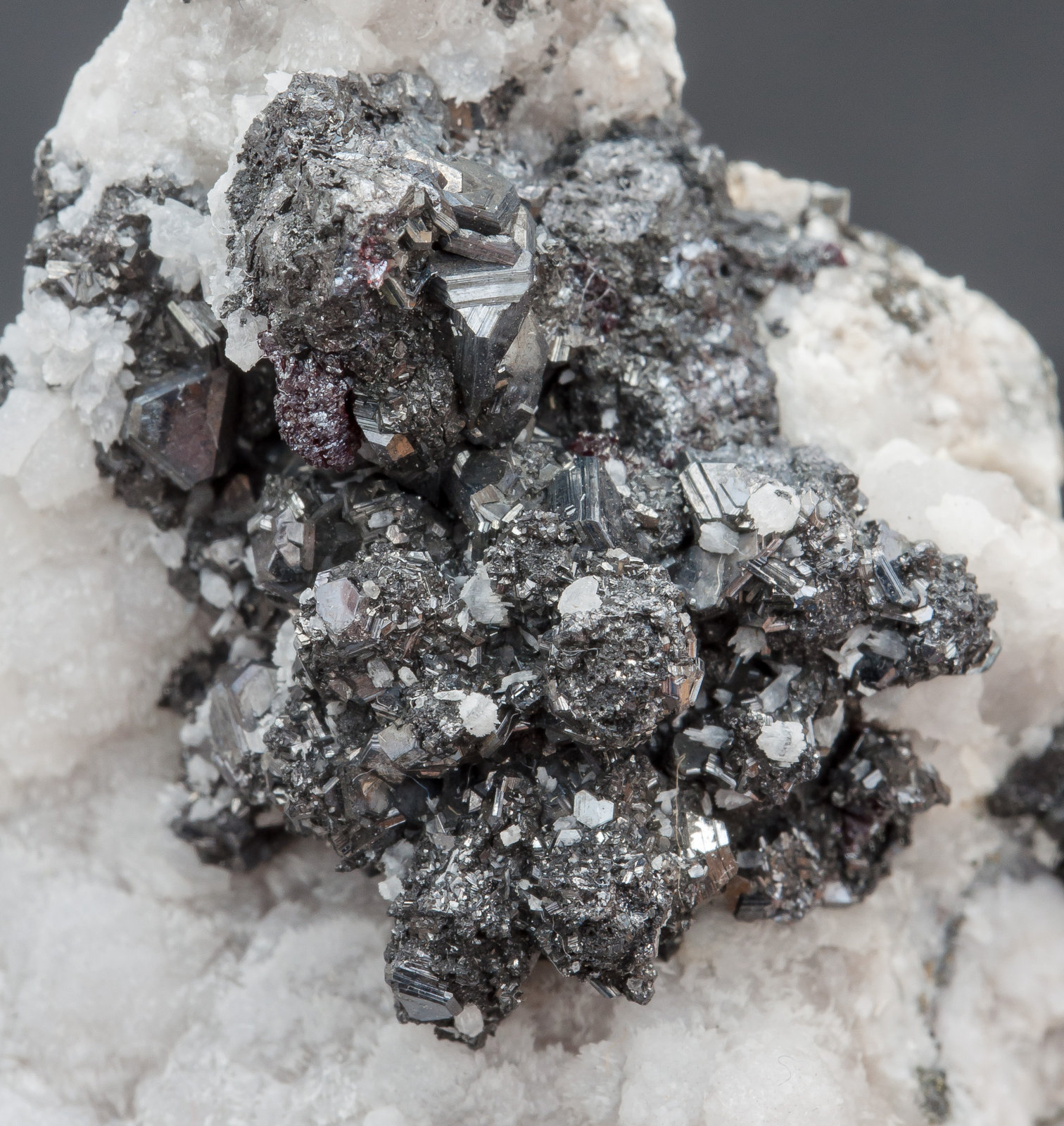 Pearceite-T2ac with Proustite and Calcite - Uchucchacua Mine, Oyón ...
