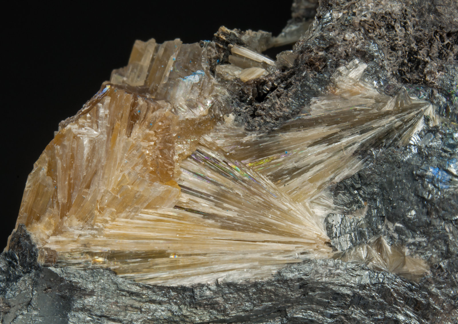 Valentinite with Stibnite - María Teresa Mine (Santa Teresa Mine ...