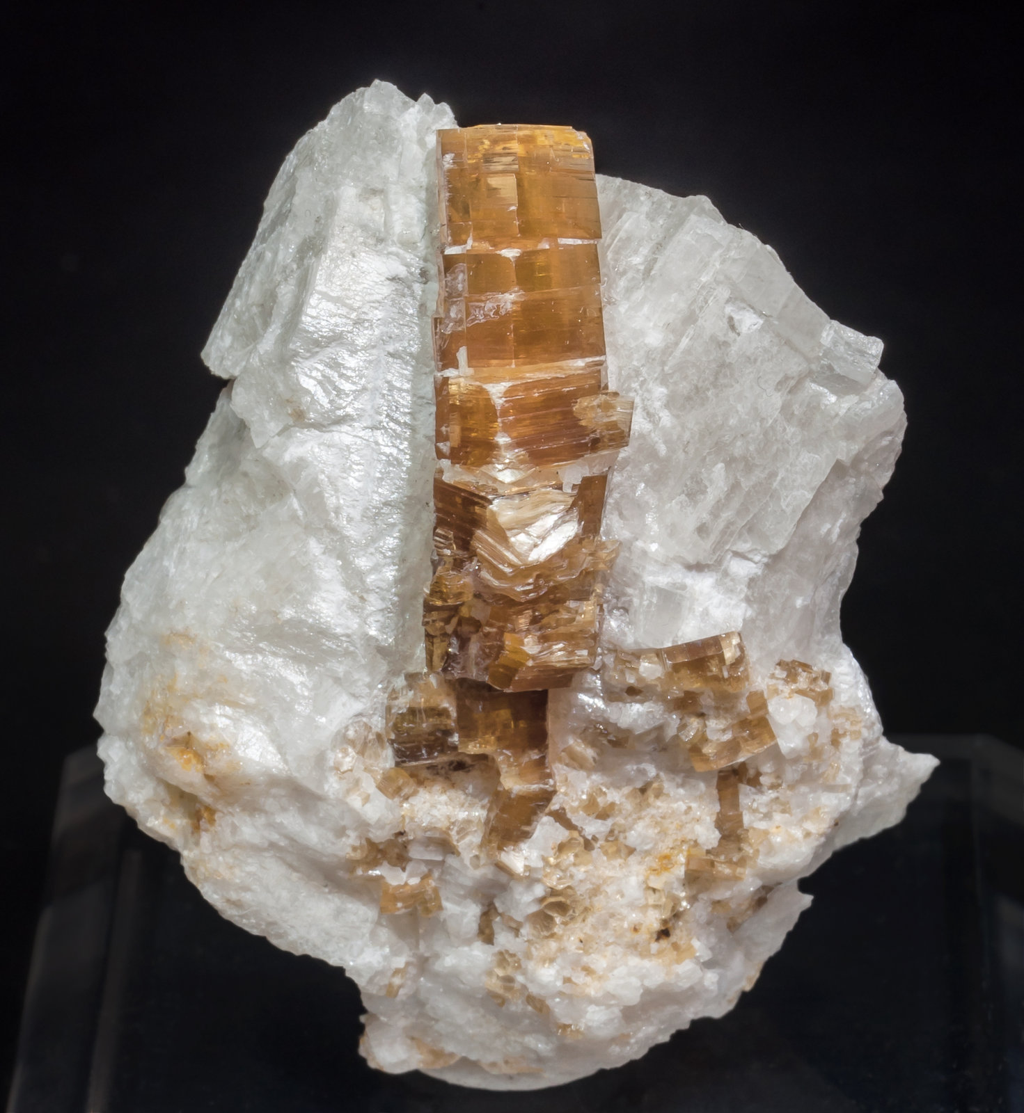 Phlogopite with Calcite - Koksha Valley, Khash & Kuran Wa Munjan ...