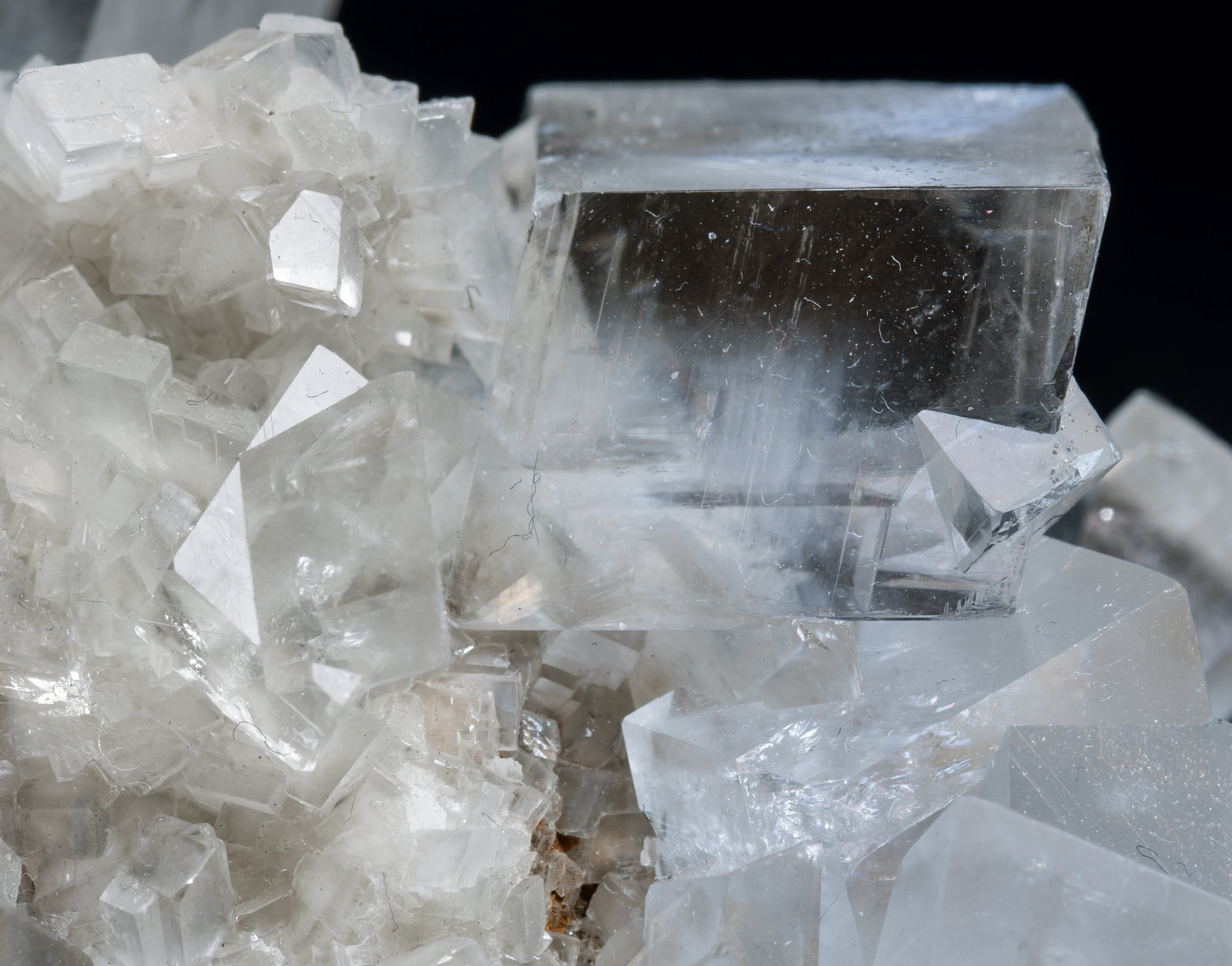 Twinned Dolomite - Asturreta Quarry, 'el pozo' , Eugui, Esteríbar ...