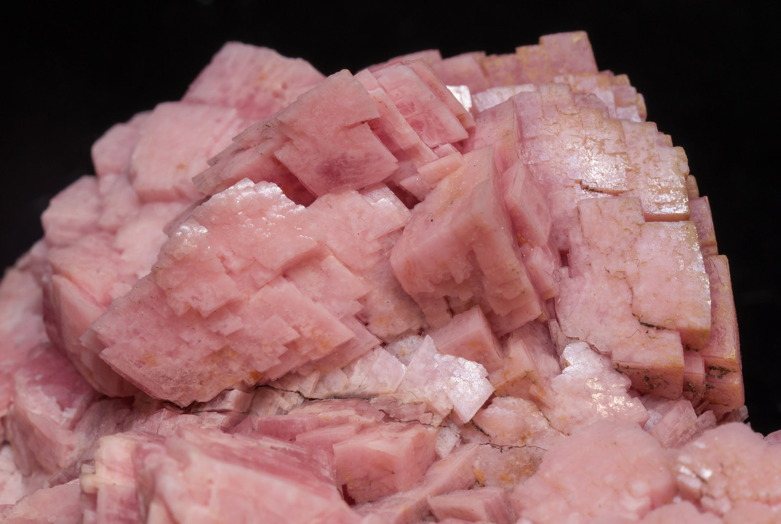 Rhodochrosite with Quartz - Manuelita Mine, ↓1400 m., Morococha ...