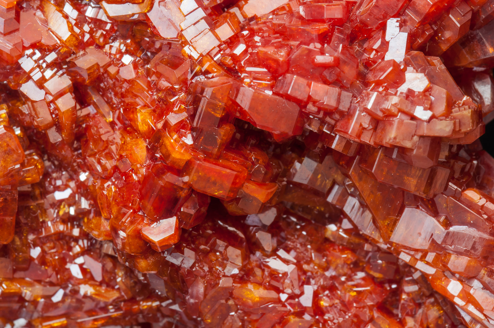 Vanadinite - Mibladen (Mibladen mining district), Midelt, Midelt ...