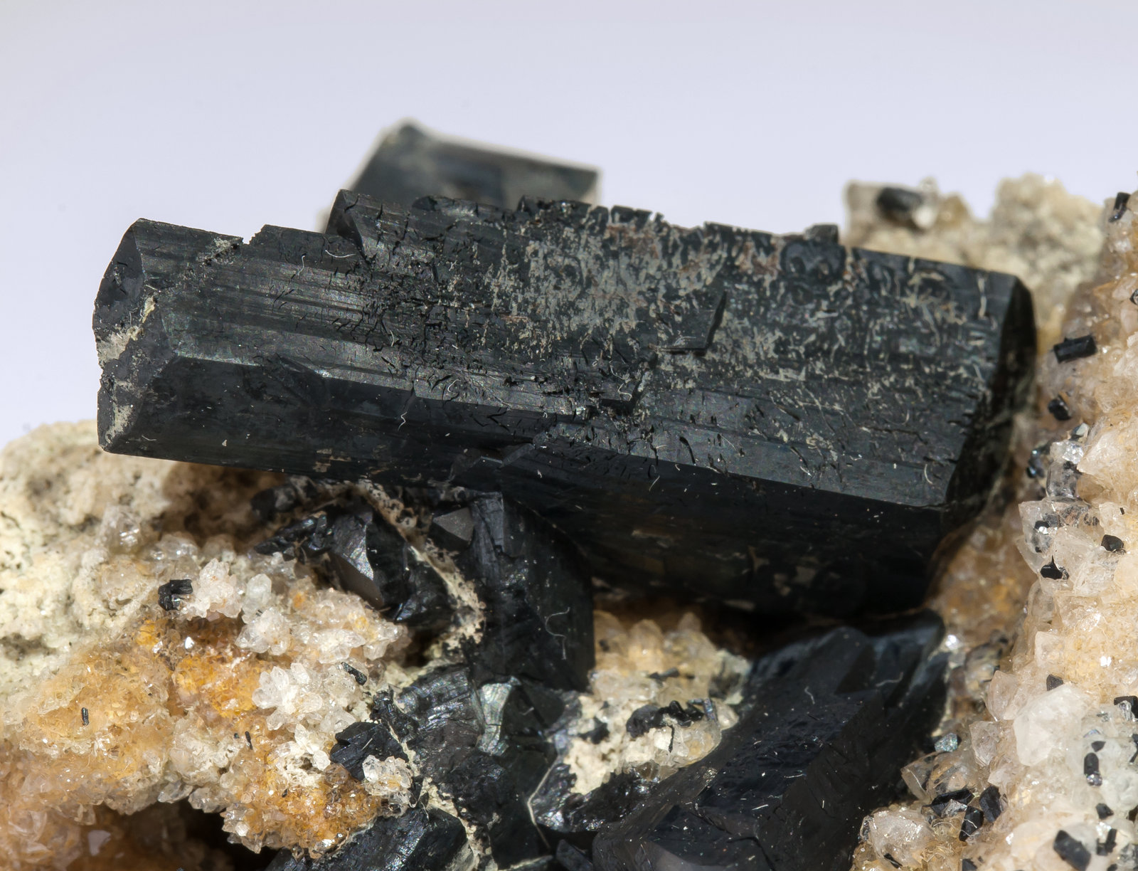 Ilvaite on Quartz - Serifos Island, Cyclade Islands, Kykládes ...