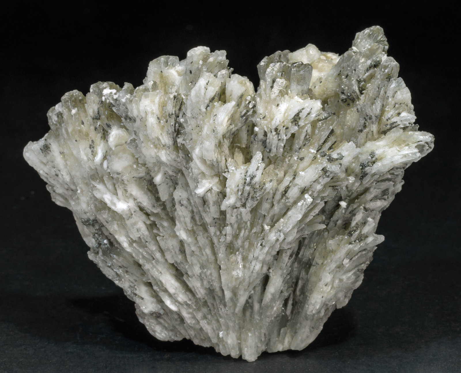 Baryte - Leonor Mine, Osor Mines, Osor, Comarca La Selva, Gerona ...