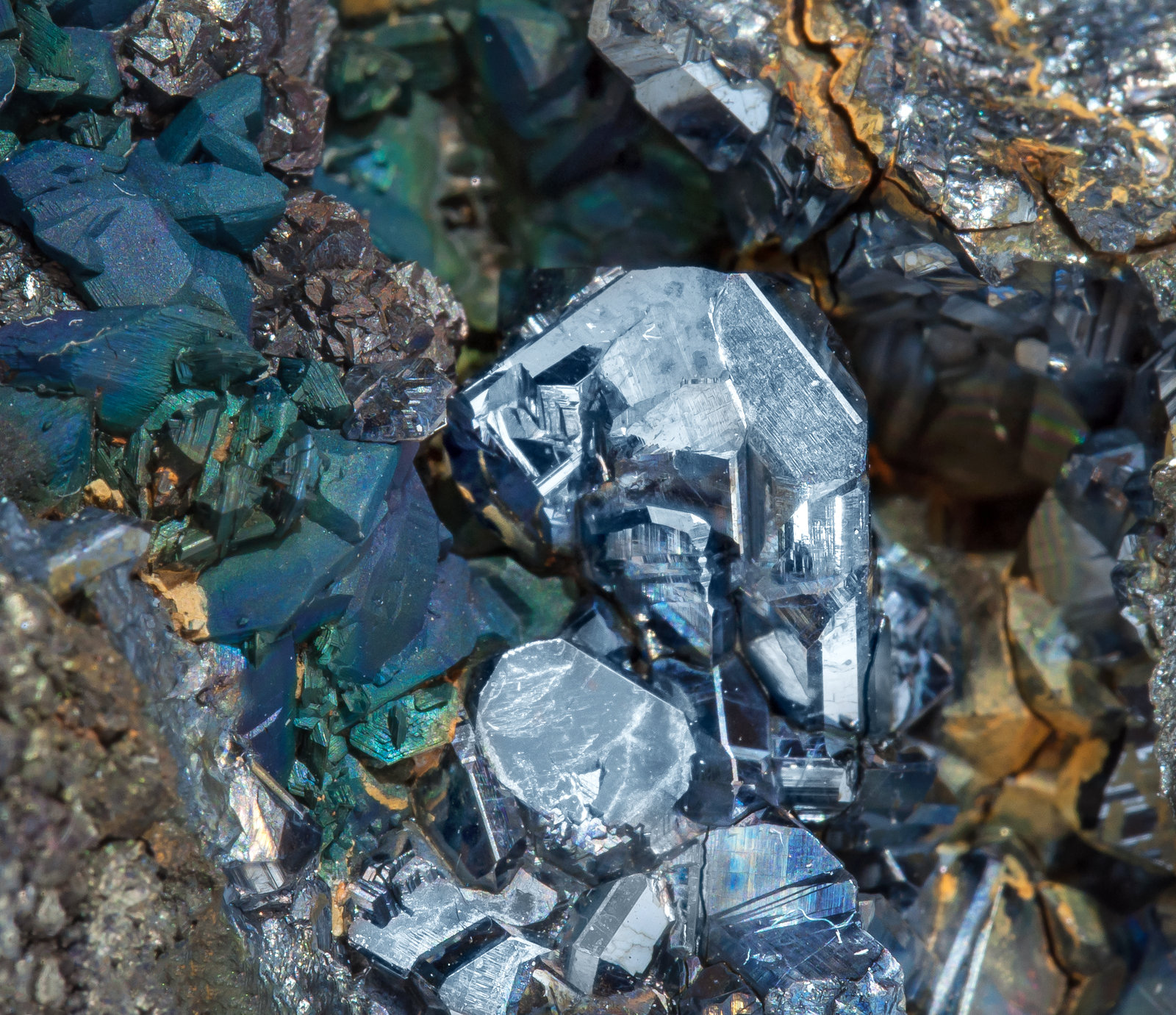 Chalcocite with Bornite after Chalcocite and Pyrite - Las Cruces Mine ...