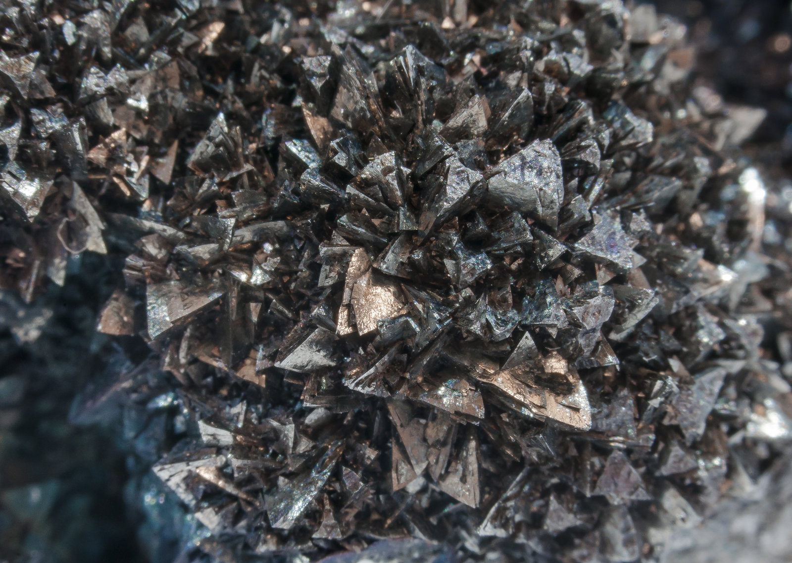 Tennantite-(Fe) - Las Cruces Mine, fase 6, levels 130-135, ↓175 m ...