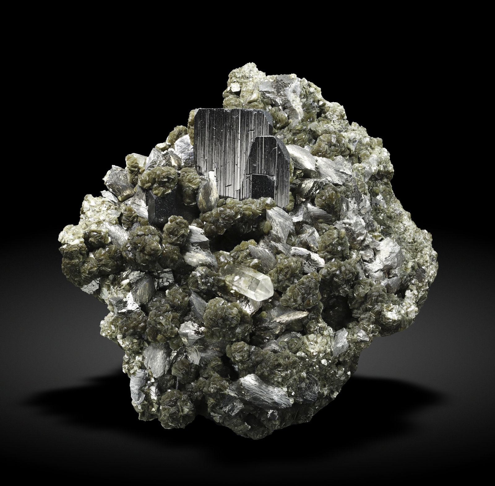 Ferberite with Arsenopyrite, Quartz and Muscovite - Minas da ...