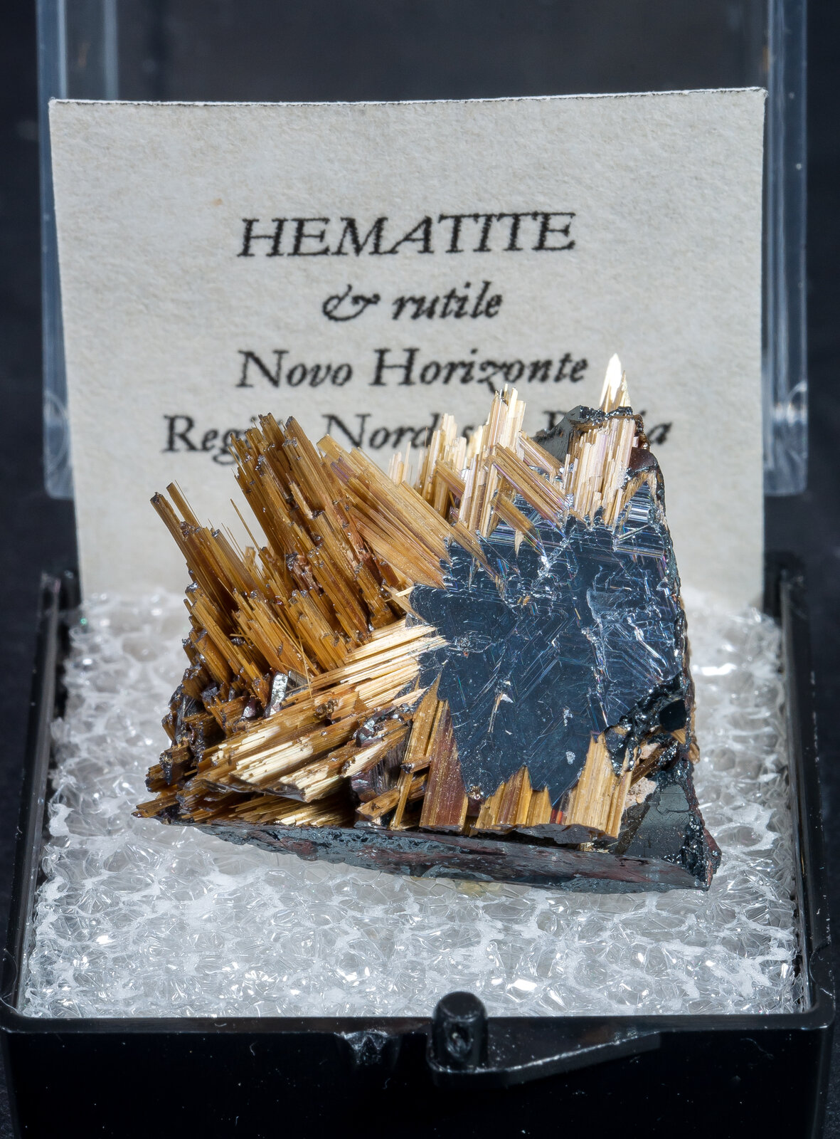 Rutile with Hematite - Novo Horizonte, Bahia, Northeast Region Brazil ...