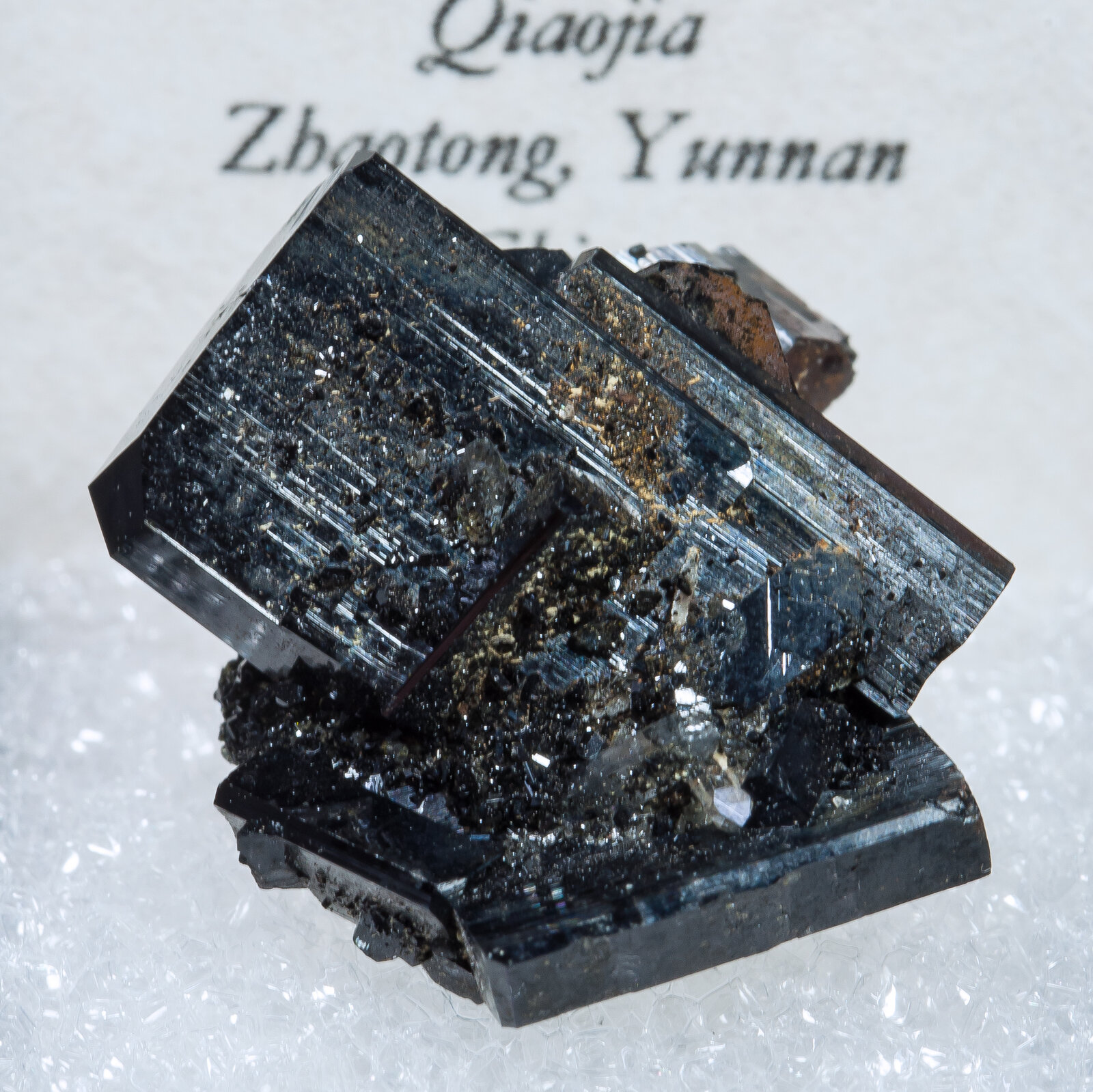 Babingtonite - Babingtonite occurrences, Qiaojia, Zhaotong Prefecture ...