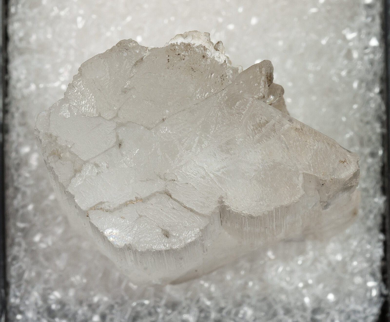 Beryllonite - Bulochi (Balochi), Astor Valley, Astor District, Gilgit ...