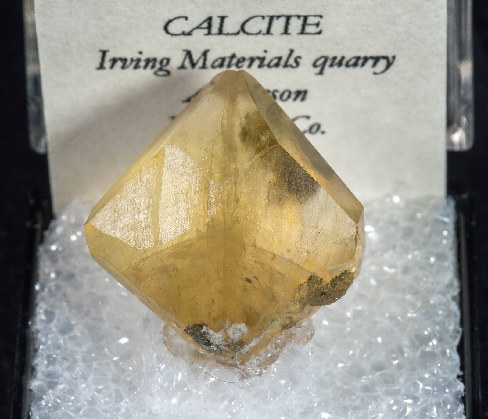 Calcite - Irving Materials Quarry, Anderson, Madison County, Indiana ...