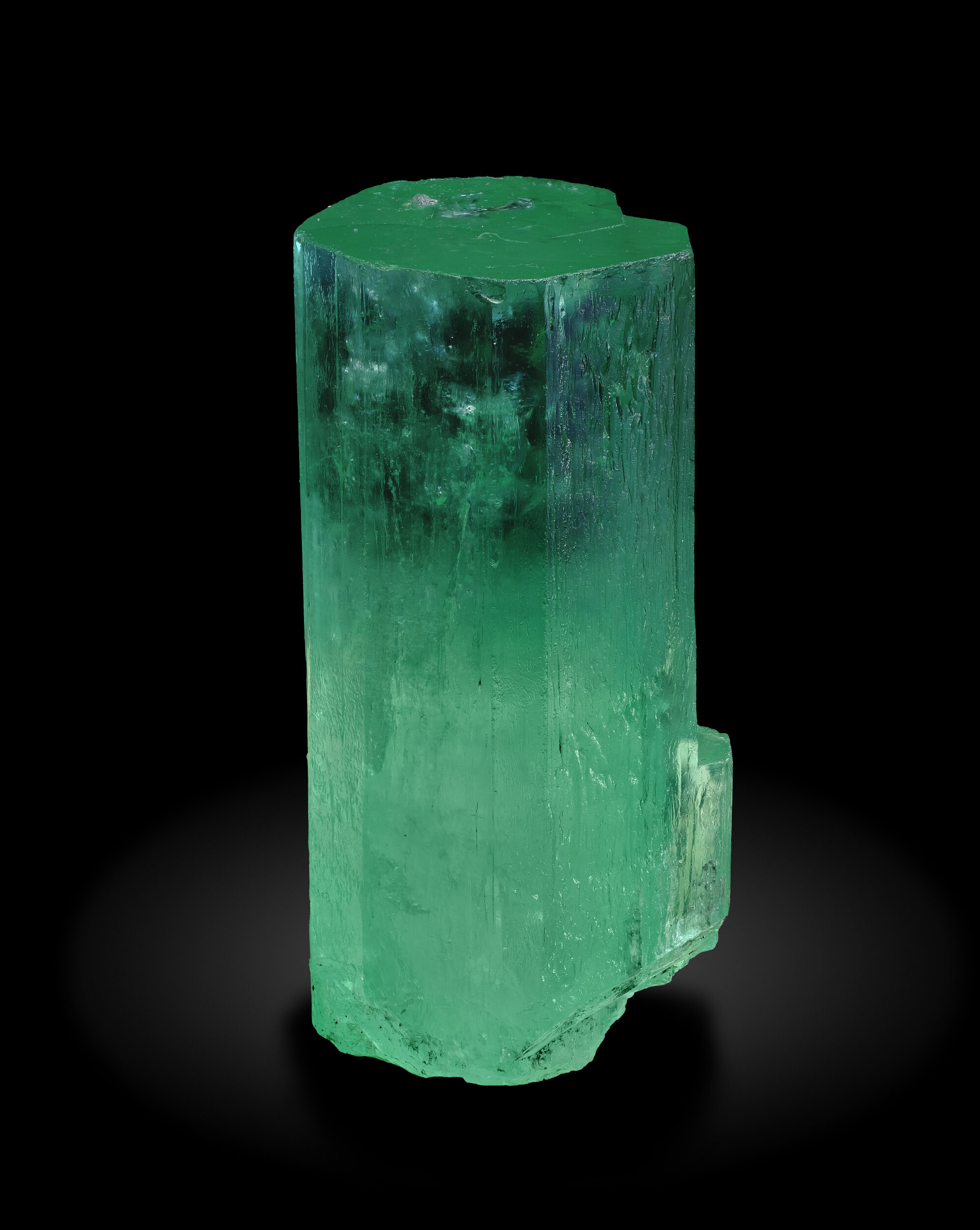 Beryl (variety emerald) - La Pita mining district, Municipio Maripí ...