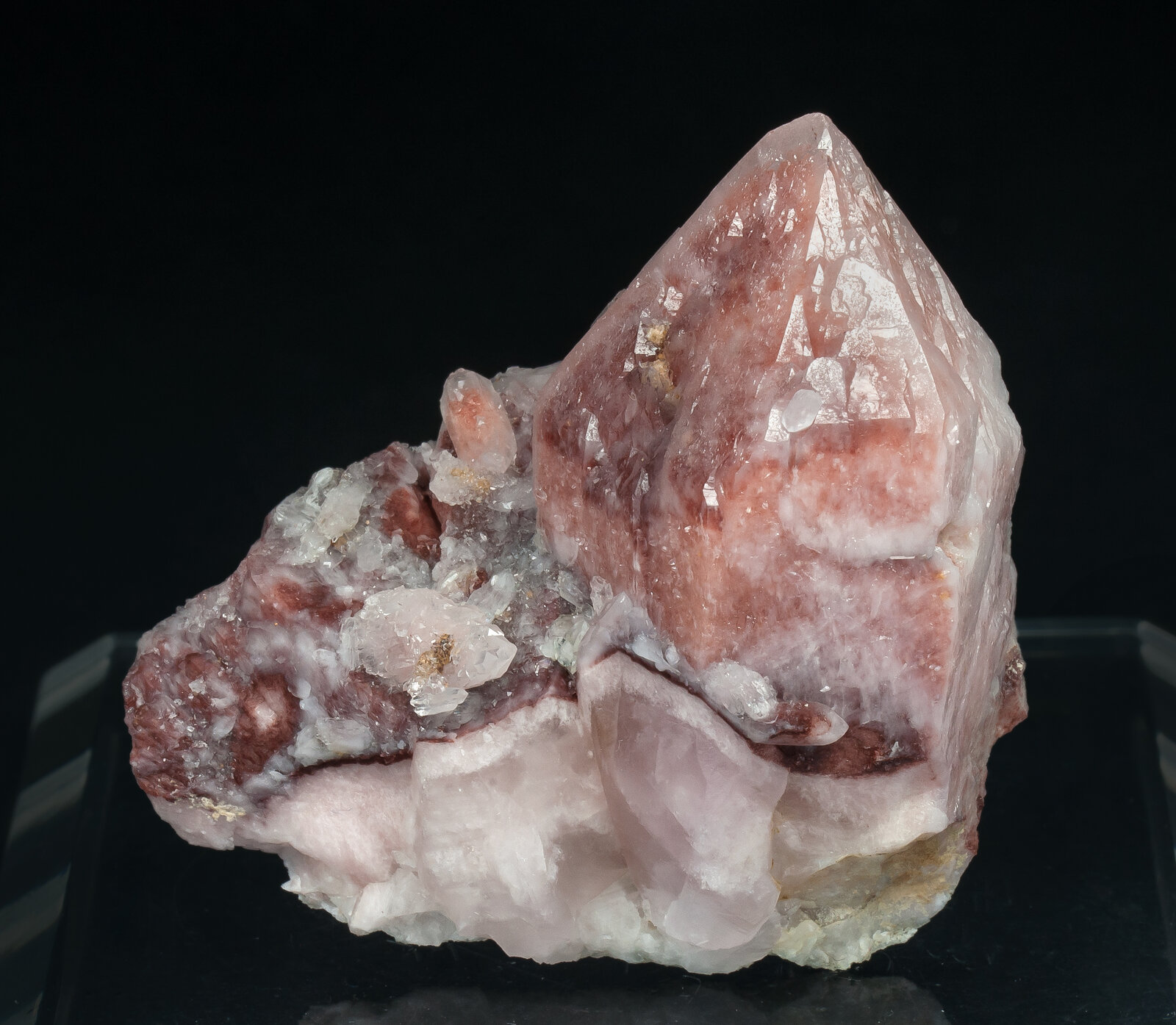 Quartz (variety rose quartz) - Huancayo Province, Junín Department Peru ...