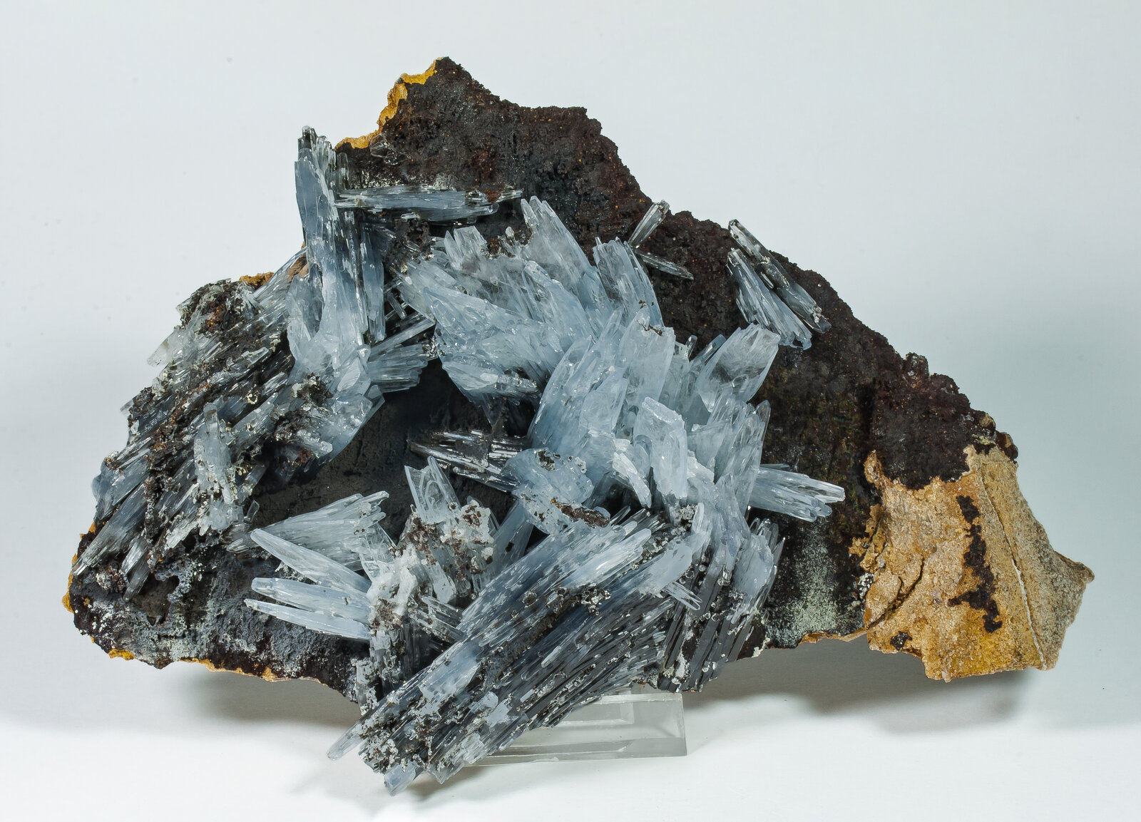 Baryte with limonite - Jebel Ouichane mines, Beni Bou Ifrour, Nador ...