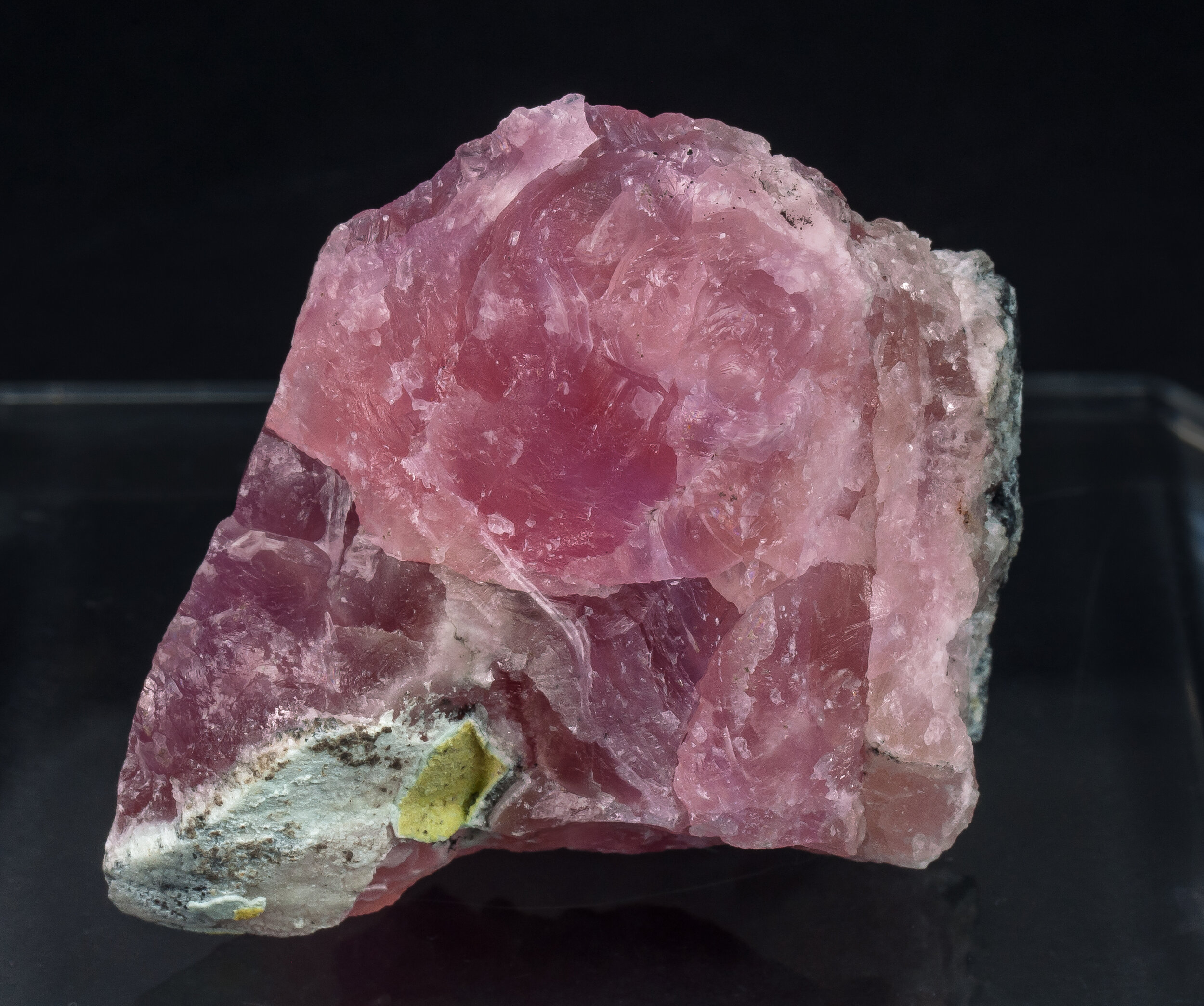 Calcite (variety Co-bearing calcite) - Solita Mine, Peramea, Baix ...