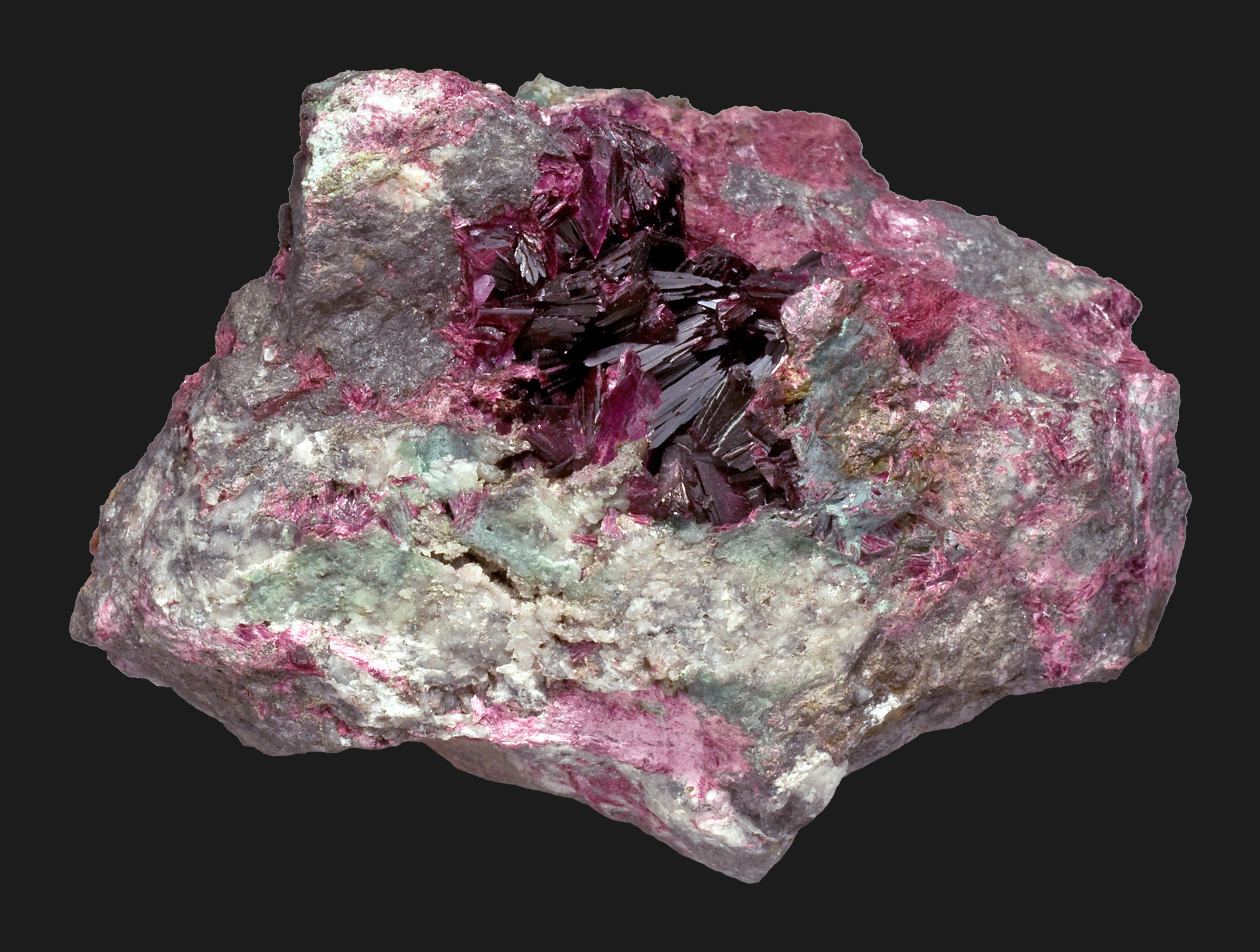 Erythrite - Agoudal Centre Quarry, Tansifite, Agdz, Bou Azzer mining ...