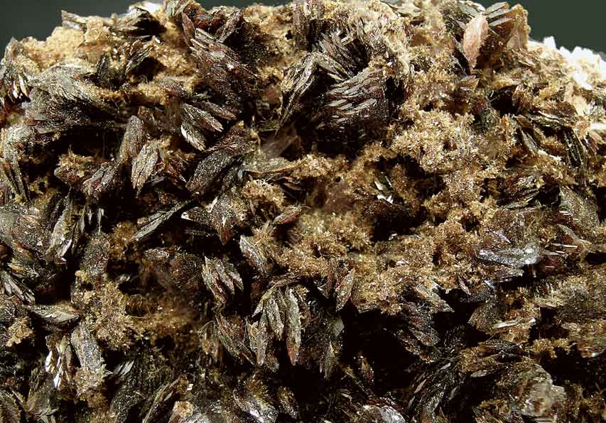 Hubeite with Inesite - Fengjiashan Mine, Edong, Daye, Huangshi ...