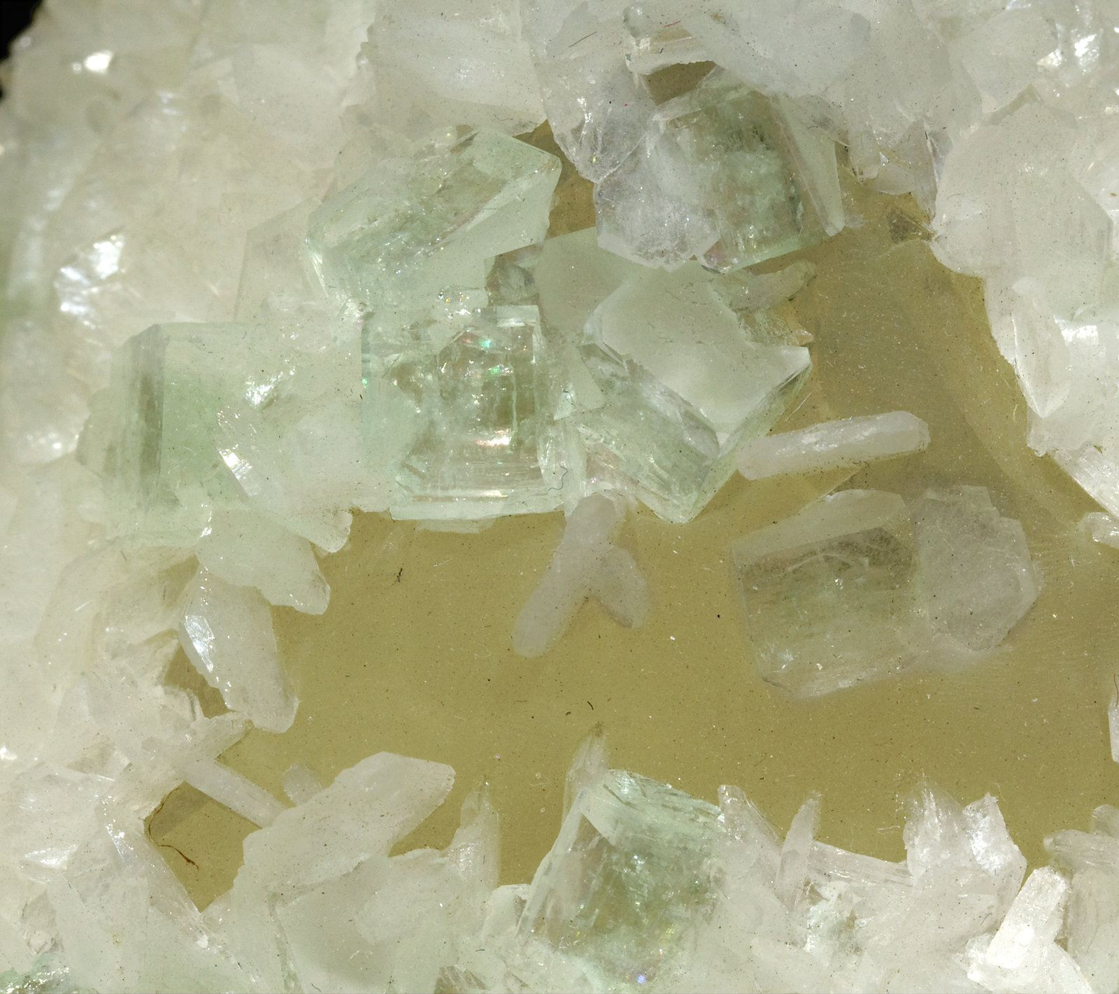 Calcite with Stilbite and Fluorapophyllite-(K) - Pune District (Poonah ...