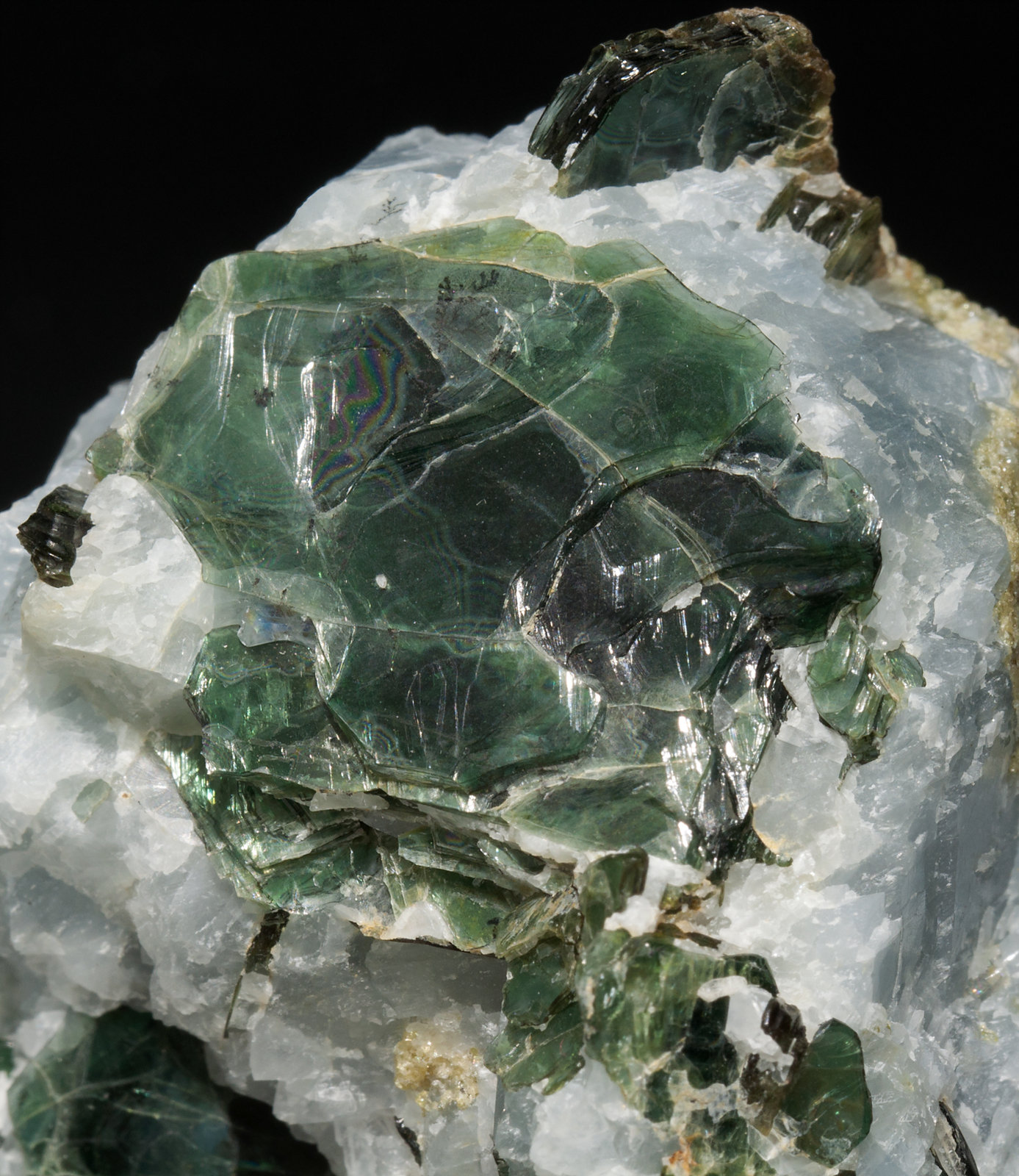 Clintonite with Calcite - Commercial Quarry, Sky Blue Hill, Crestmore ...