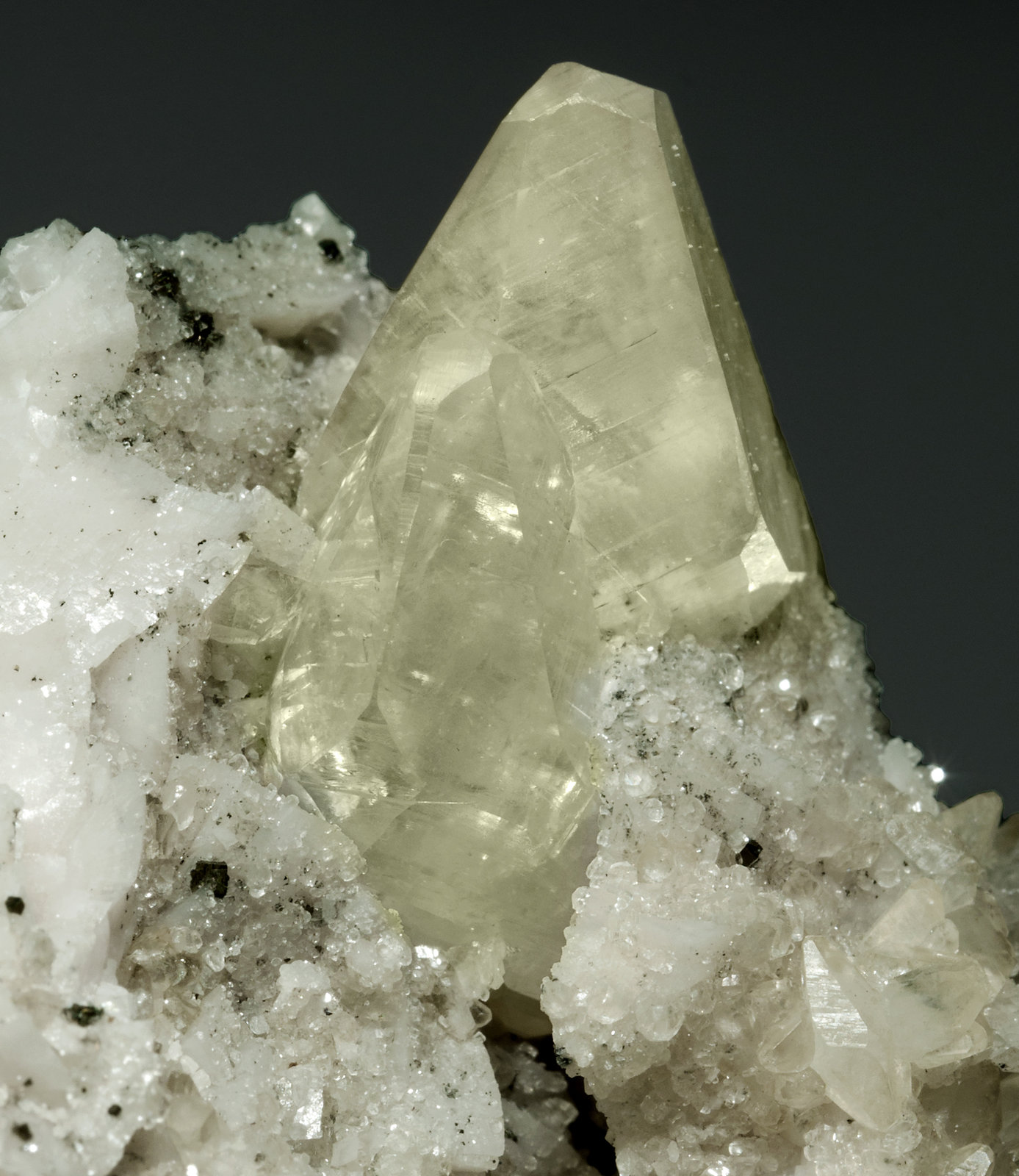 Calcite with Dolomite - La Florida mining area, Herrería-Valdáliga ...